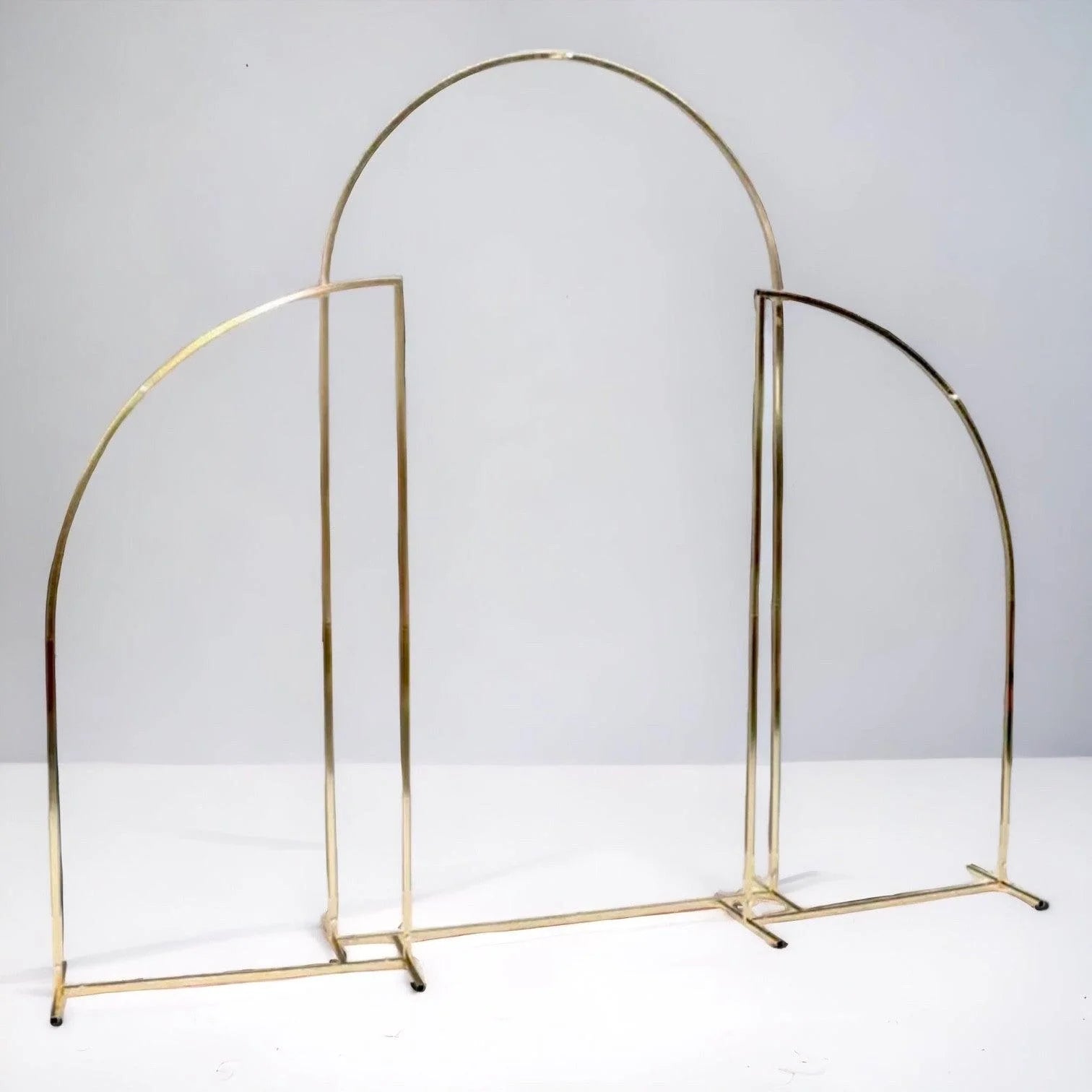 Shiny Gold Wedding Arch Backdrops 3-Piece – Mimi Glows